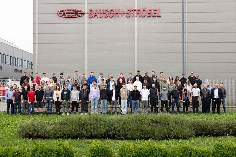 54 neue Auszubildende | Bausch+Ströbel